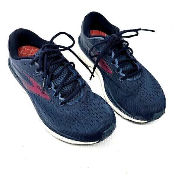 Brooks | Shoes | Brooks Womens Dyad Pink And Blue Nylon Running Shoes ...